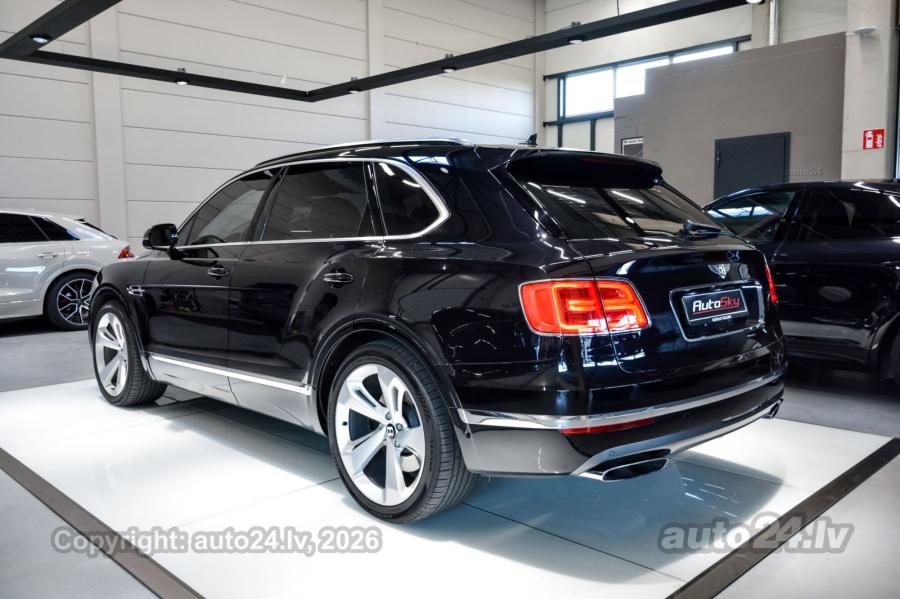 Melns Bentley Bentayga 2017 Tallina, ar dzinēja tilpumu 6.00 L un nobraukumu 144 tūkst. km par 94000 €, foto 6 vietnē AUTOMOTO.COM.LV