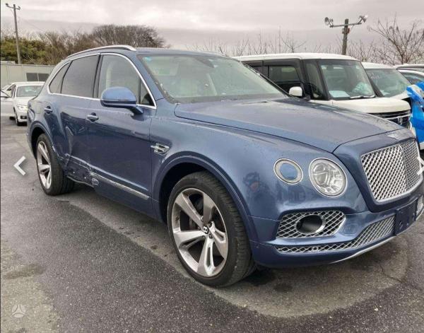 Zils Bentley Bentayga 2017 Panevēža, ar dzinēja tilpumu 5.95 L un nobraukumu 31 tūkst. km par 56000 €, foto 1 vietnē AUTOMOTO.COM.LV