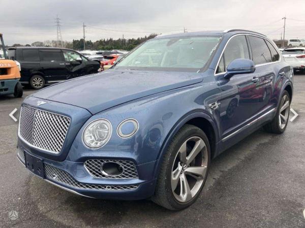 Zils Bentley Bentayga 2017 Panevēža, ar dzinēja tilpumu 5.95 L un nobraukumu 31 tūkst. km par 56000 €, foto 2 vietnē AUTOMOTO.COM.LV