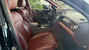 Zils Bentley Bentayga 2019 Viļņa, ar dzinēja tilpumu 4.00 L un nobraukumu 132 tūkst. km par 77777 €, foto 15 vietnē AUTOMOTO.COM.LV