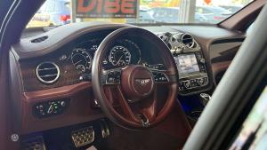 Zils Bentley Bentayga 2019 Viļņa, ar dzinēja tilpumu 4.00 L un nobraukumu 132 tūkst. km par 77777 €, foto 22 vietnē AUTOMOTO.COM.LV