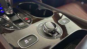 Zils Bentley Bentayga 2019 Viļņa, ar dzinēja tilpumu 4.00 L un nobraukumu 132 tūkst. km par 77777 €, foto 35 vietnē AUTOMOTO.COM.LV