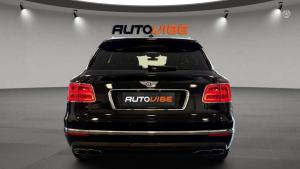 Blue Bentley Bentayga 2019 in Vilnius, with an engine capacity of 4.00 L and mileage of 132 thousand km for 75555 €, photo 6 on AUTOMOTO.COM.LV