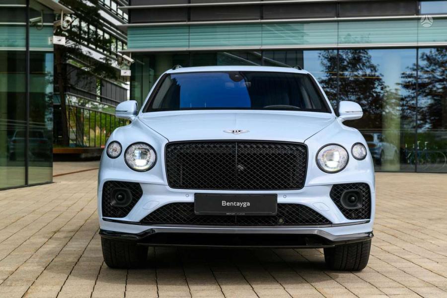 Zils Bentley Bentayga 2022 Viļņa, ar dzinēja tilpumu 4.00 L un nobraukumu 90 tūkst. km par 180000 €, foto 2 vietnē AUTOMOTO.COM.LV