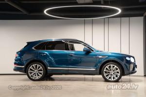 Blue Bentley Bentayga 2024 in Tallinn, with an engine capacity of 4.00 L and mileage of 21 thousand km for 246760 €, photo 5 on AUTOMOTO.COM.LV