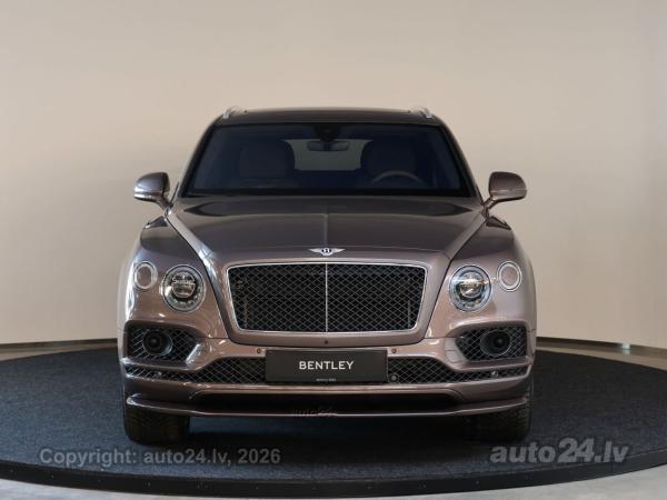 Brūns Bentley Bentayga 2021 Tallina, ar dzinēja tilpumu 5.95 L un nobraukumu 22 tūkst. km par 149000 €, foto 3 vietnē AUTOMOTO.COM.LV