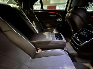 Green Bentley Bentayga 2023 in Vilnius, with an engine capacity of 4.00 L and mileage of 22 thousand km for 245000 €, photo 20 on AUTOMOTO.COM.LV