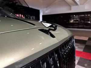 Green Bentley Bentayga 2023 in Vilnius, with an engine capacity of 4.00 L and mileage of 22 thousand km for 245000 €, photo 45 on AUTOMOTO.COM.LV