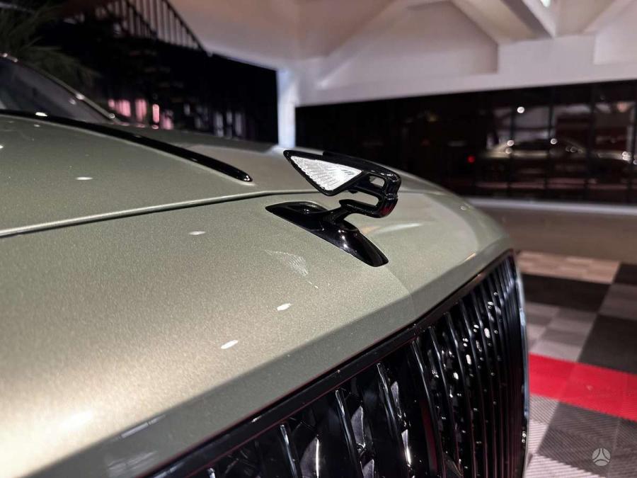 Green Bentley Bentayga 2023 in Vilnius, with an engine capacity of 4.00 L and mileage of 22 thousand km for 245000 €, photo 45 on AUTOMOTO.COM.LV