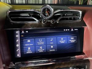 Pelēks Bentley Bentayga 2021 Viļņa, ar dzinēja tilpumu 4.00 L un nobraukumu 30 tūkst. km par 149900 €, foto 24 vietnē AUTOMOTO.COM.LV