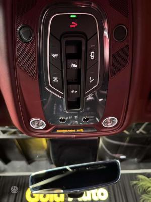 Pelēks Bentley Bentayga 2021 Viļņa, ar dzinēja tilpumu 4.00 L un nobraukumu 30 tūkst. km par 149900 €, foto 25 vietnē AUTOMOTO.COM.LV