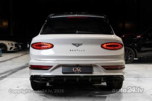Pelēks Bentley Bentayga 2023 Rīga, ar dzinēja tilpumu 4.00 L un nobraukumu 30 tūkst. km par 231110 €, foto 5 vietnē AUTOMOTO.COM.LV