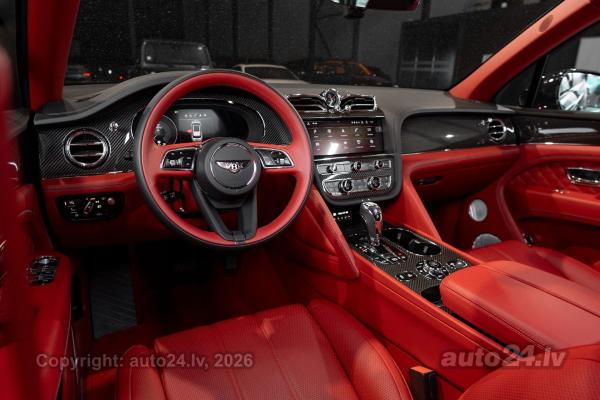 Pelēks Bentley Bentayga 2023 Rīga, ar dzinēja tilpumu 4.00 L un nobraukumu 14 tūkst. km par 264990 €, foto 10 vietnē AUTOMOTO.COM.LV