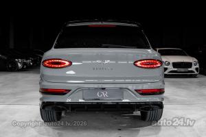 Pelēks Bentley Bentayga 2023 Rīga, ar dzinēja tilpumu 4.00 L un nobraukumu 14 tūkst. km par 264990 €, foto 6 vietnē AUTOMOTO.COM.LV