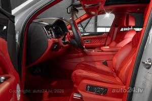 Pelēks Bentley Bentayga 2023 Rīga, ar dzinēja tilpumu 4.00 L un nobraukumu 14 tūkst. km par 264990 €, foto 9 vietnē AUTOMOTO.COM.LV