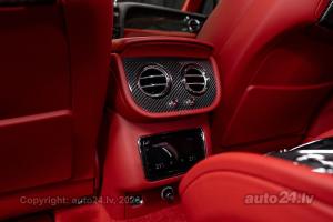 Pelēks Bentley Bentayga 2023 Rīga, ar dzinēja tilpumu 4.00 L un nobraukumu 14 tūkst. km par 264990 €, foto 16 vietnē AUTOMOTO.COM.LV