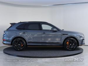 Pelēks Bentley Bentayga 2026 Tallina, ar dzinēja tilpumu 4.00 L un nobraukumu 38 tūkst. km par 370905 €, foto 12 vietnē AUTOMOTO.COM.LV