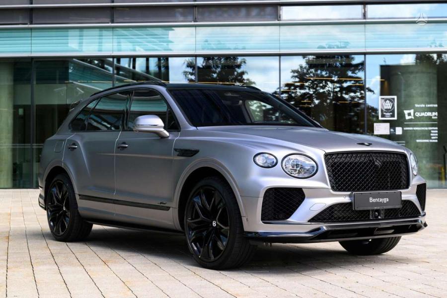 Pelēks Bentley Bentayga 2026 Viļņa, ar dzinēja tilpumu 4.00 L un nobraukumu 2 tūkst. km par 370260 €, foto 4 vietnē AUTOMOTO.COM.LV