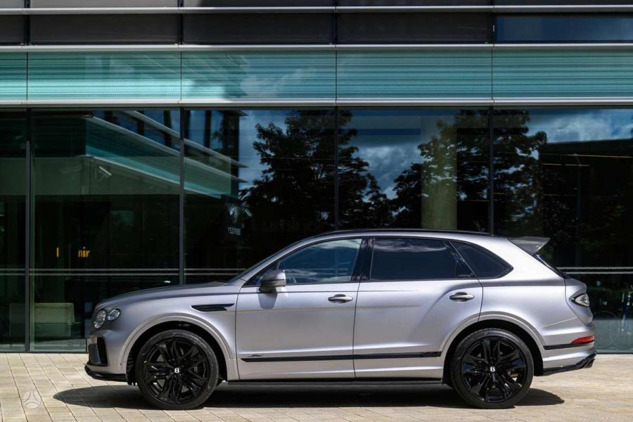 Pelēks Bentley Bentayga 2026 Viļņa, ar dzinēja tilpumu 4.00 L un nobraukumu 2 tūkst. km par 370260 €, foto 6 vietnē AUTOMOTO.COM.LV
