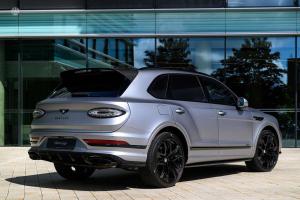 Pelēks Bentley Bentayga 2026 Viļņa, ar dzinēja tilpumu 4.00 L un nobraukumu 2 tūkst. km par 370260 €, foto 7 vietnē AUTOMOTO.COM.LV