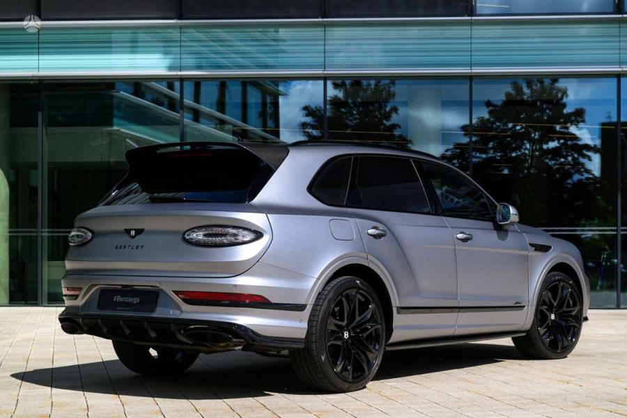 Pelēks Bentley Bentayga 2026 Viļņa, ar dzinēja tilpumu 4.00 L un nobraukumu 2 tūkst. km par 370260 €, foto 7 vietnē AUTOMOTO.COM.LV