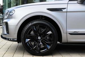 Pelēks Bentley Bentayga 2026 Viļņa, ar dzinēja tilpumu 4.00 L un nobraukumu 2 tūkst. km par 370260 €, foto 10 vietnē AUTOMOTO.COM.LV