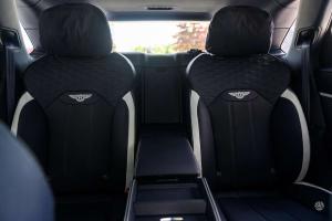 Pelēks Bentley Bentayga 2026 Viļņa, ar dzinēja tilpumu 4.00 L un nobraukumu 2 tūkst. km par 370260 €, foto 21 vietnē AUTOMOTO.COM.LV