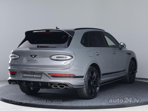 Grey Bentley Bentayga 2026 in Tallinn, with an engine capacity of 4.00 L and mileage of 7 thousand km for 316200 €, photo 2 on AUTOMOTO.COM.LV