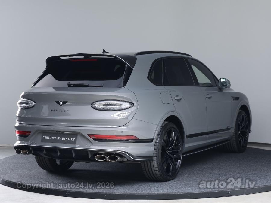 Grey Bentley Bentayga 2026 in Tallinn, with an engine capacity of 4.00 L and mileage of 7 thousand km for 316200 €, photo 3 on AUTOMOTO.COM.LV