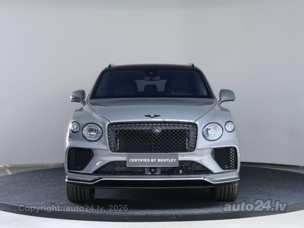 Grey Bentley Bentayga 2026 in Tallinn, with an engine capacity of 4.00 L and mileage of 7 thousand km for 316200 €, photo 3 on AUTOMOTO.COM.LV