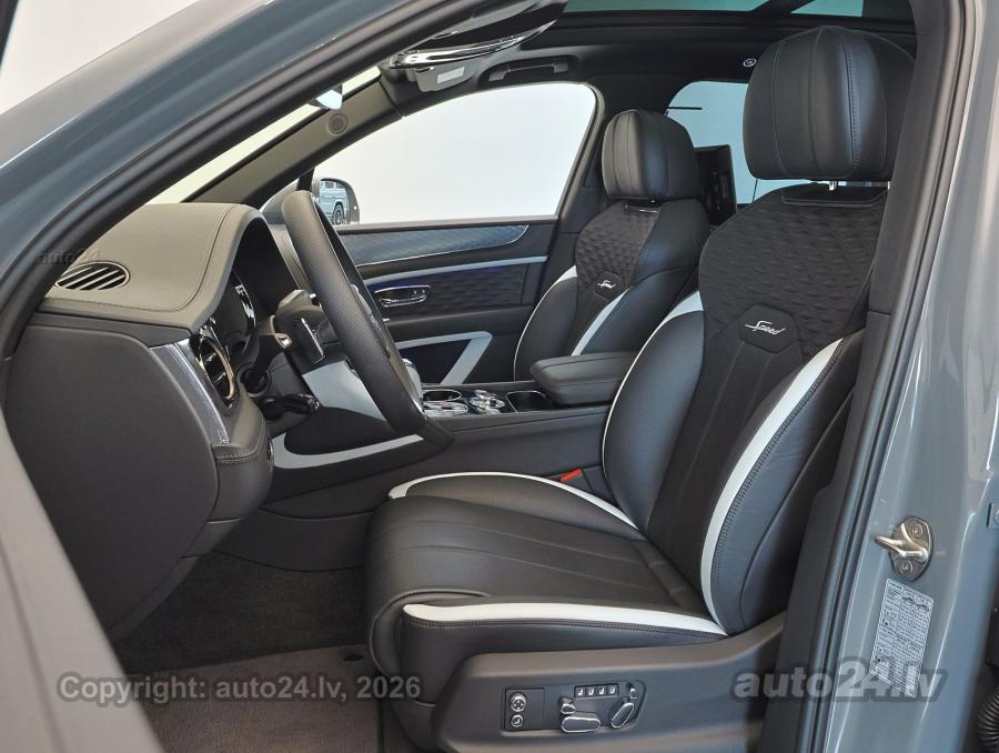 Grey Bentley Bentayga 2026 in Tallinn, with an engine capacity of 4.00 L and mileage of 7 thousand km for 316200 €, photo 8 on AUTOMOTO.COM.LV