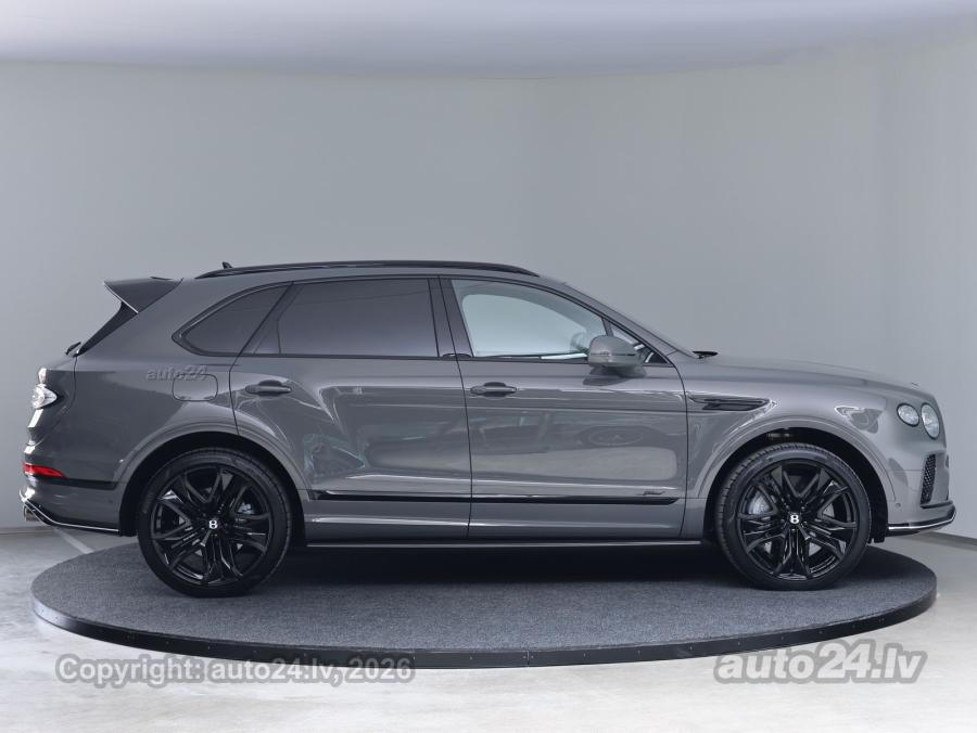 Grey Bentley Bentayga 2026 in Tallinn, with an engine capacity of 4.00 L and mileage of 7 thousand km for 316200 €, photo 17 on AUTOMOTO.COM.LV