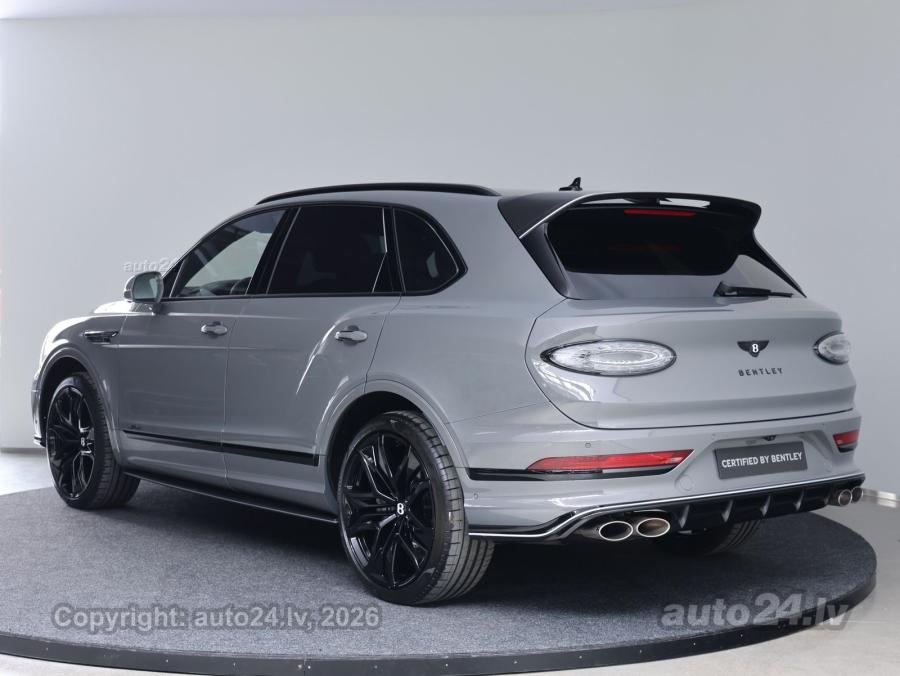 Grey Bentley Bentayga 2026 in Tallinn, with an engine capacity of 4.00 L and mileage of 7 thousand km for 316200 €, photo 19 on AUTOMOTO.COM.LV