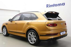 Oranžs Bentley Bentayga 2022 Viļņa, ar dzinēja tilpumu 4.00 L un nobraukumu 76 tūkst. km par 194990 €, foto 2 vietnē AUTOMOTO.COM.LV