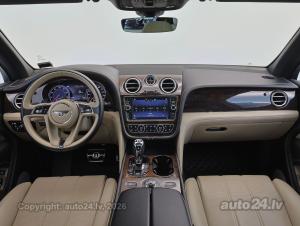 White Bentley Bentayga 2019 in Tallinn, with an engine capacity of 4.00 L and mileage of 80 thousand km for 105000 €, photo 15 on AUTOMOTO.COM.LV