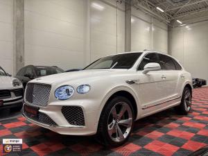 White Bentley Bentayga 2022 in Vilnius, with an engine capacity of 4.00 L and mileage of 11 thousand km for 143500 €, photo  on AUTOMOTO.COM.LV