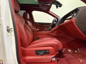 Balts Bentley Bentayga 2022 Viļņa, ar dzinēja tilpumu 4.00 L un nobraukumu 11 tūkst. km par 143500 €, foto 18 vietnē AUTOMOTO.COM.LV