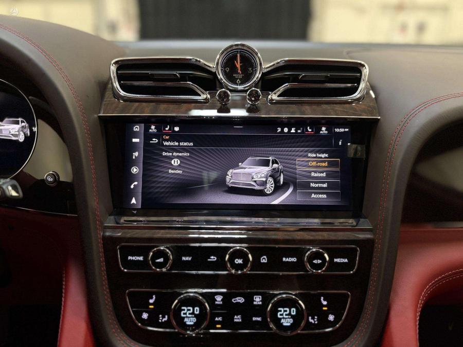 Balts Bentley Bentayga 2022 Viļņa, ar dzinēja tilpumu 4.00 L un nobraukumu 11 tūkst. km par 136000 €, foto 29 vietnē AUTOMOTO.COM.LV