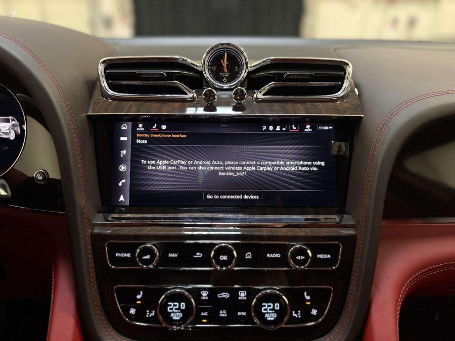 Balts Bentley Bentayga 2022 Viļņa, ar dzinēja tilpumu 4.00 L un nobraukumu 11 tūkst. km par 136000 €, foto 32 vietnē AUTOMOTO.COM.LV