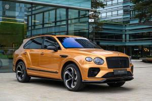 Dzeltens Bentley Bentayga 2022 Viļņa, ar dzinēja tilpumu 4.00 L un nobraukumu 79 tūkst. km par 167000 €, foto 8 vietnē AUTOMOTO.COM.LV