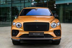 Dzeltens Bentley Bentayga 2022 Viļņa, ar dzinēja tilpumu 4.00 L un nobraukumu 79 tūkst. km par 167000 €, foto 9 vietnē AUTOMOTO.COM.LV