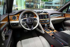 Dzeltens Bentley Bentayga 2022 Viļņa, ar dzinēja tilpumu 4.00 L un nobraukumu 79 tūkst. km par 167000 €, foto 14 vietnē AUTOMOTO.COM.LV