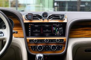 Dzeltens Bentley Bentayga 2022 Viļņa, ar dzinēja tilpumu 4.00 L un nobraukumu 79 tūkst. km par 167000 €, foto 18 vietnē AUTOMOTO.COM.LV