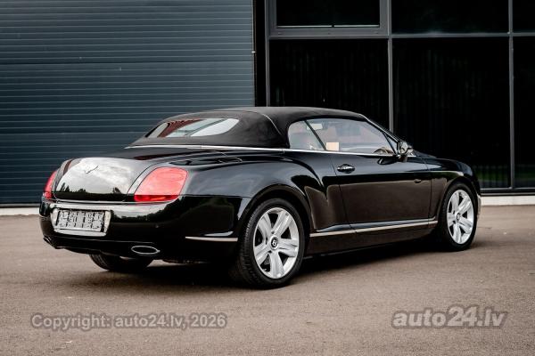 Melns Bentley Continental 2007 Pērnava, ar dzinēja tilpumu 6.00 L un nobraukumu 132 tūkst. km par 37900 €, foto 3 vietnē AUTOMOTO.COM.LV