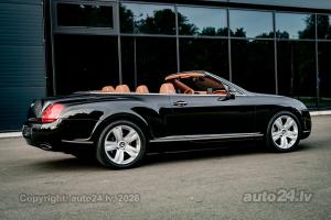 Melns Bentley Continental 2007 Pērnava, ar dzinēja tilpumu 6.00 L un nobraukumu 132 tūkst. km par 37900 €, foto 10 vietnē AUTOMOTO.COM.LV