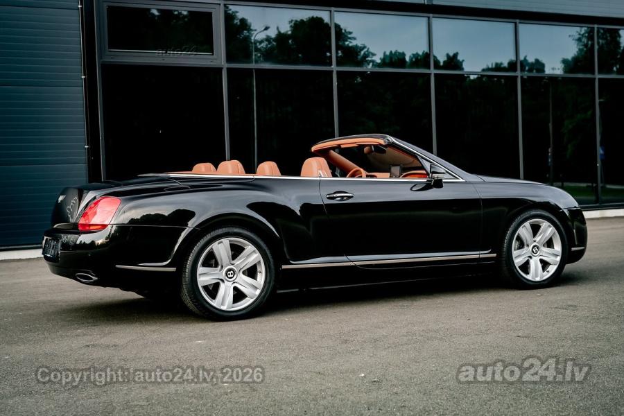 Melns Bentley Continental 2007 Pērnava, ar dzinēja tilpumu 6.00 L un nobraukumu 132 tūkst. km par 37900 €, foto 10 vietnē AUTOMOTO.COM.LV