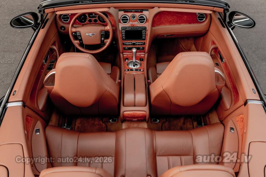 Melns Bentley Continental 2007 Pērnava, ar dzinēja tilpumu 6.00 L un nobraukumu 132 tūkst. km par 37900 €, foto 11 vietnē AUTOMOTO.COM.LV