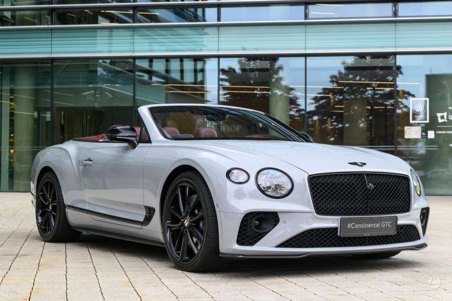 Black Bentley Continental 2020 in Vilnius, with an engine capacity of 5.95 L and mileage of 43 thousand km for 173000 €, photo 8 on AUTOMOTO.COM.LV