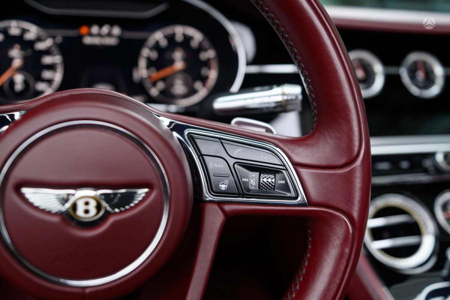 Black Bentley Continental 2020 in Vilnius, with an engine capacity of 5.95 L and mileage of 43 thousand km for 173000 €, photo 20 on AUTOMOTO.COM.LV