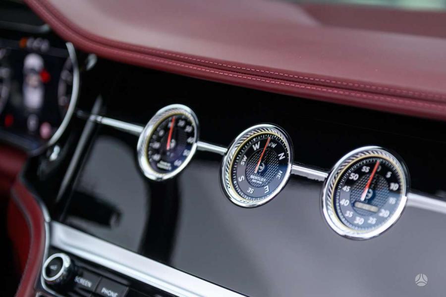 Black Bentley Continental 2020 in Vilnius, with an engine capacity of 5.95 L and mileage of 43 thousand km for 173000 €, photo 22 on AUTOMOTO.COM.LV